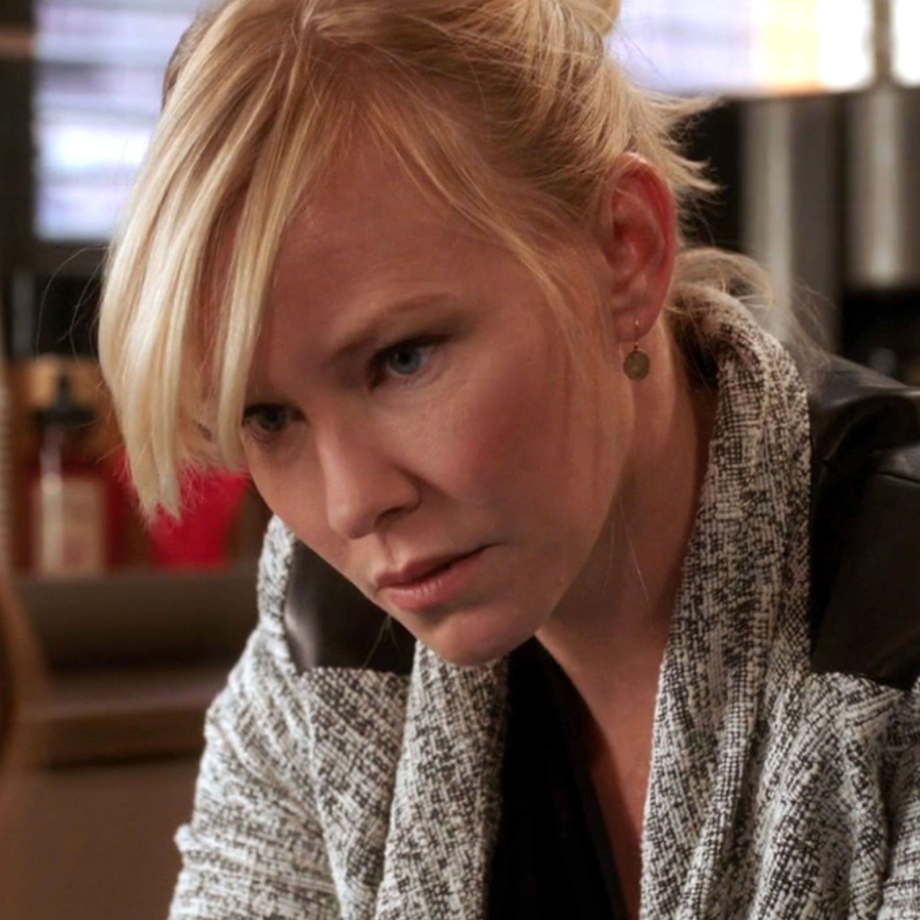 SVU: That obnoxious commissioner get busted for uploading BAD things ...